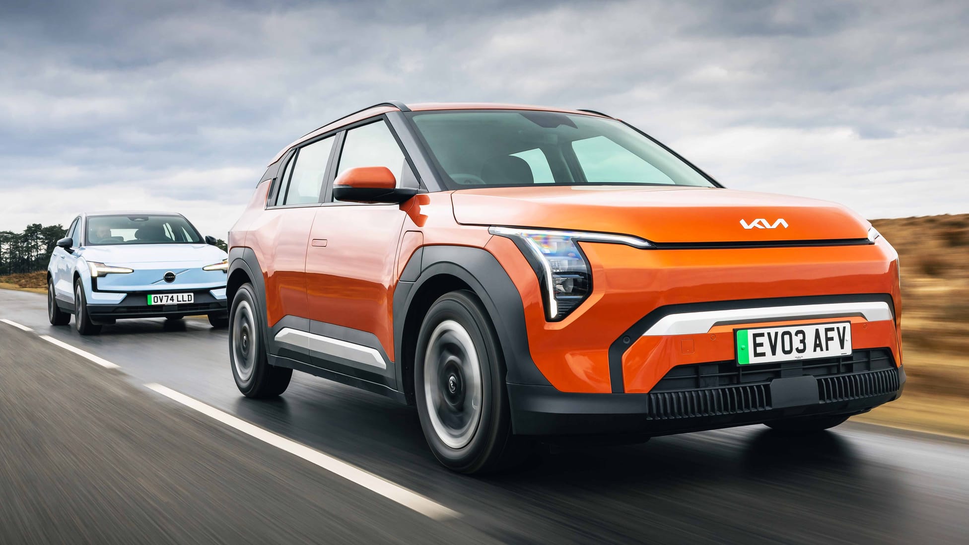 Battle of the electric crossovers: Kia EV3 vs Volvo EX30 | Top Gear